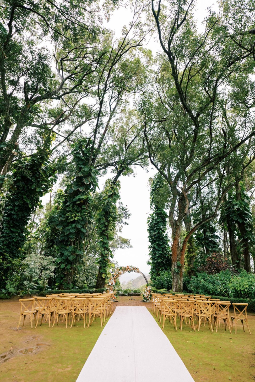 Oahu Destination Wedding Venue, Sunset Ranch with Megan Moura