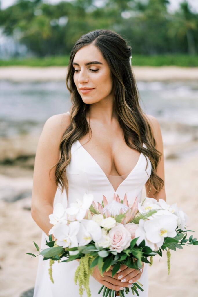 Intimate Elopement on Oahu: Lyndsey and Ryan's Beach Wedding - Megan Moura Photography