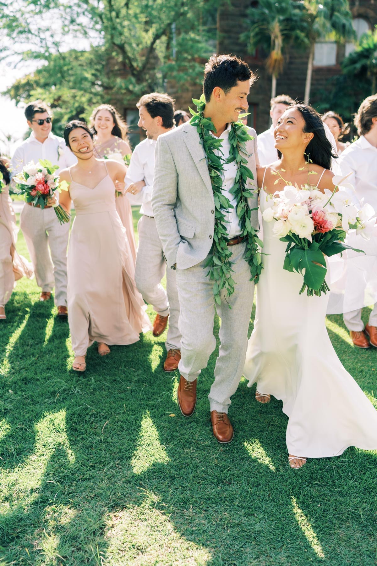 Nicole and Robbie's Wedding at The Bishop Museum, Honolulu - Megan ...