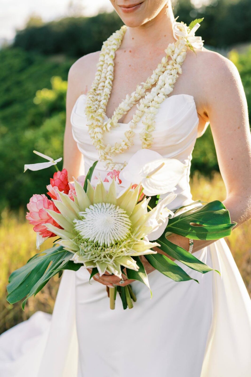 Nicole and Lee's Stunning Na Aina Kai Wedding on Kauai - Megan Moura ...