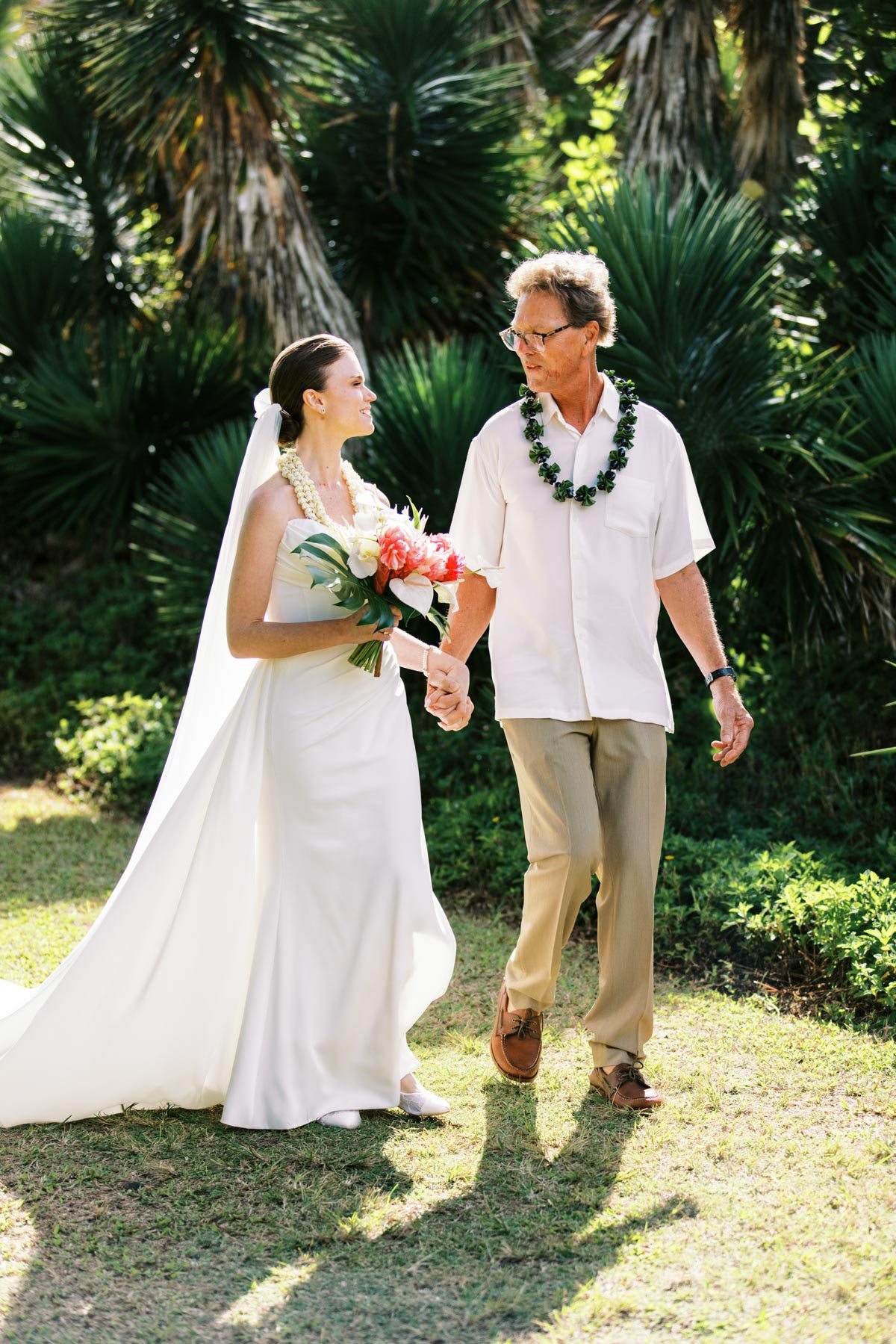Nicole and Lee's Stunning Na Aina Kai Wedding on Kauai - Megan Moura ...